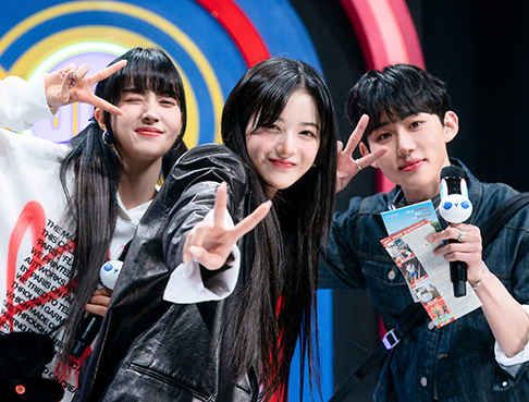 [포토스케치] 3MC와 떠나는 K-POP 음악 여행! : 현장포토 : SBS