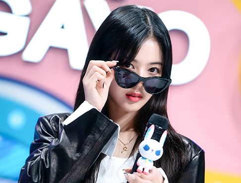 [포토스케치] 3MC와 떠나는 K-POP 음악 여행! - 노정의 : 현장포토 : SBS