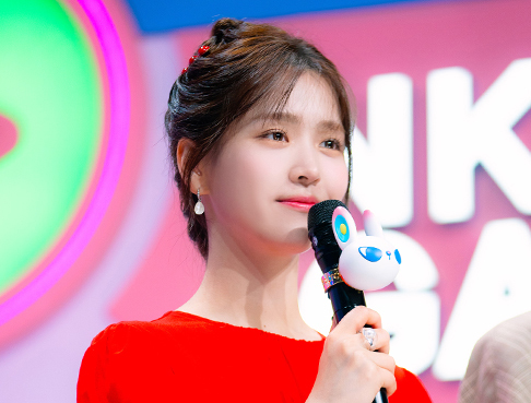 [현장포토] 무비 스타로 변신한 2MC! - 김지은 : 현장포토 : SBS