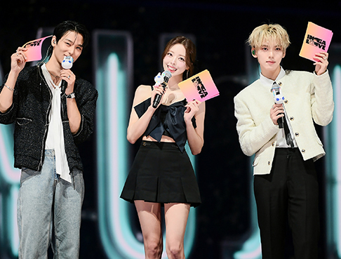 [SBS 인기가요 IN 도쿄] 3MC - DAY2 : 현장포토 : SBS