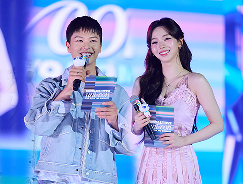 [인기가요 UNICON in 도쿄돔] 3MC - DAY2 : 현장포토 : SBS